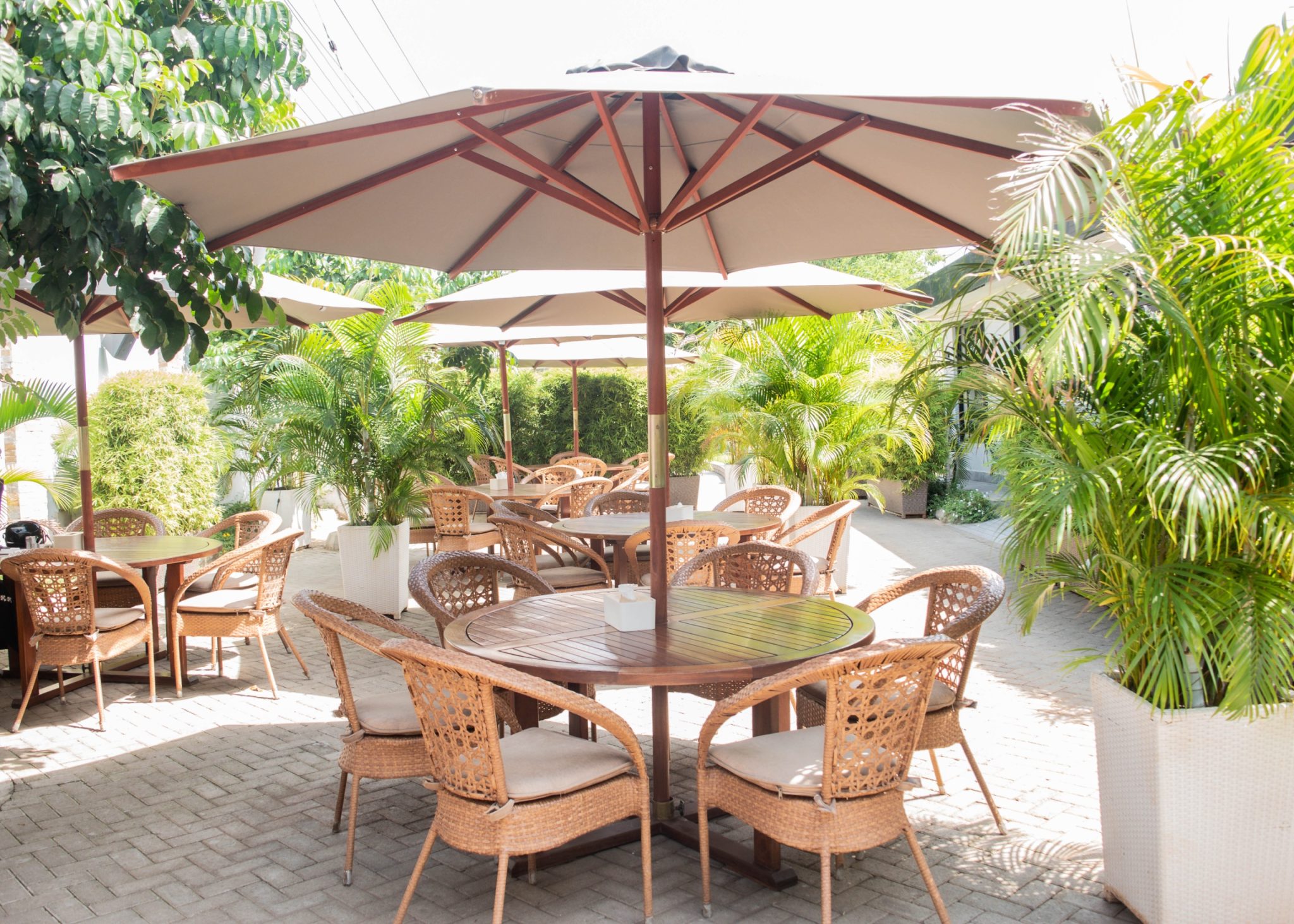 Open Garden Restaurant - Elle Gardens Restaurant